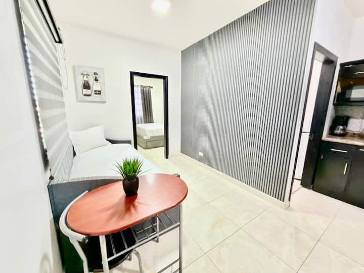 Departamento Cerca De Garita - Mexicali