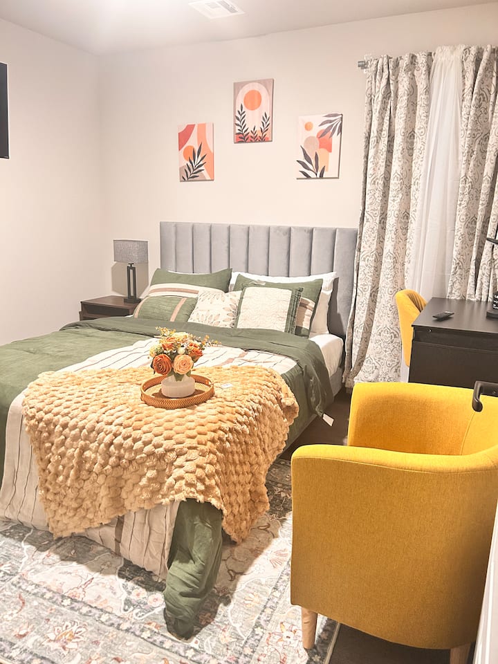 Luxury Room Great For Long Stays - Broken Arrow, OK