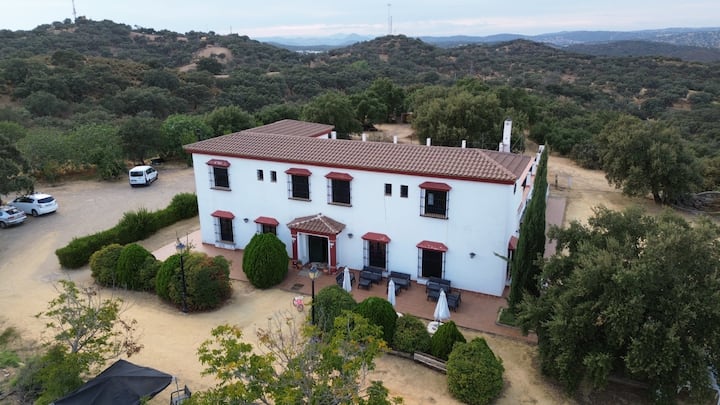 Para Grupos Grandes En Sevilla - Castilblanco de los Arroyos