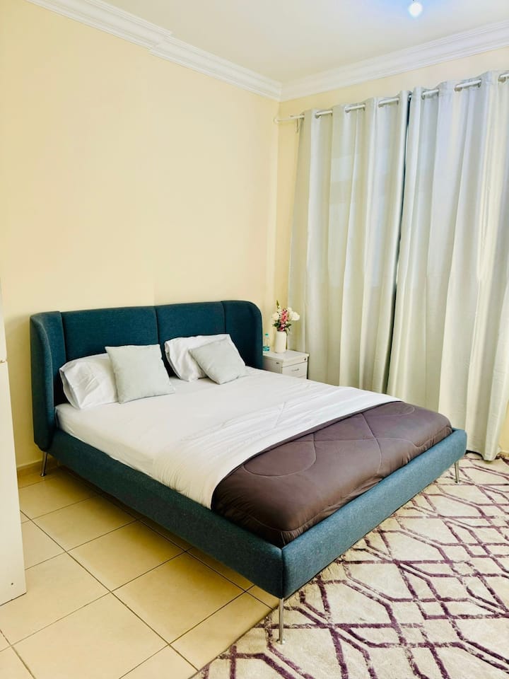 2 Family Room Together&washroom - Abu Dhabi