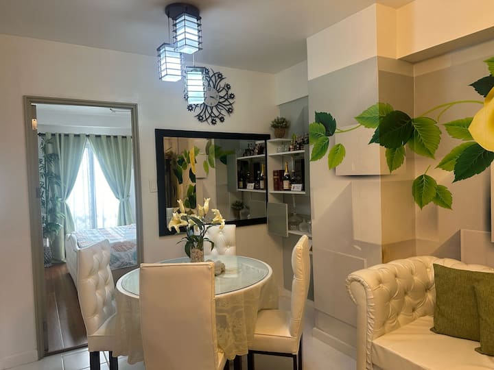 Superbe Two Bedroom Apartment
 With Pool For Rent - Davao City