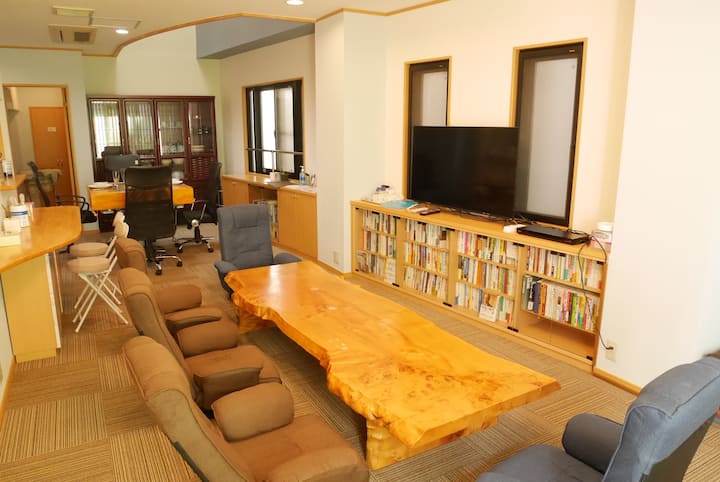 「Jr千葉駅徒歩9分」　【134㎡】　3寝室　6ベッド　最大10名　フリーWifi対応！ - Chiba