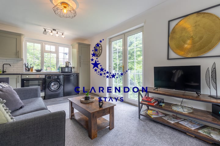New! Flat 4 Garden View, Private Parking, Wifi - Astley Castle, Landmark Trust