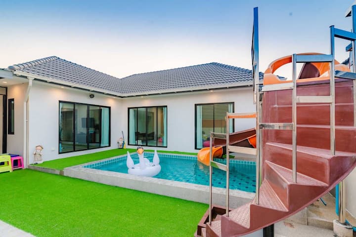 ที่พักพลูวิลล่า สำหรับครอบครัว 8-10 ท่าน - Hua Hin