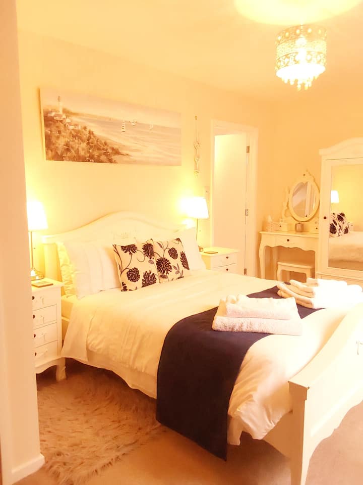Garroch House Bed And Breakfast

Ensuite - Skye