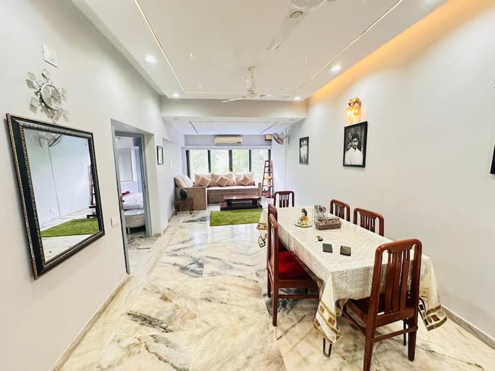 "Infinity Homestays 1st Floor-luxe 2bhk @Panchwati - Udajpur