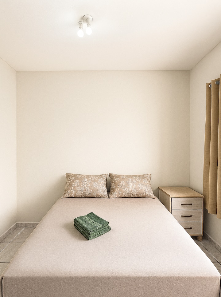 Casa Aprox 2 Min Madrecor C Garagem P 6 Pessoas - Uberlândia