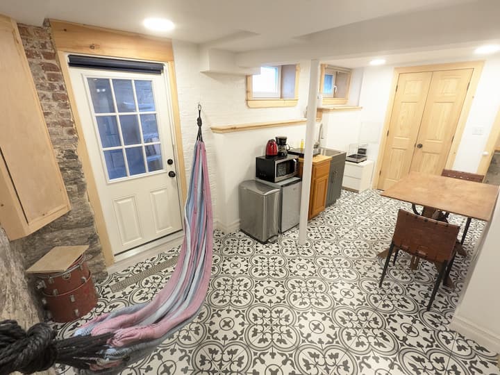 Gut-renovated Private Studio - Brooklyn, NY