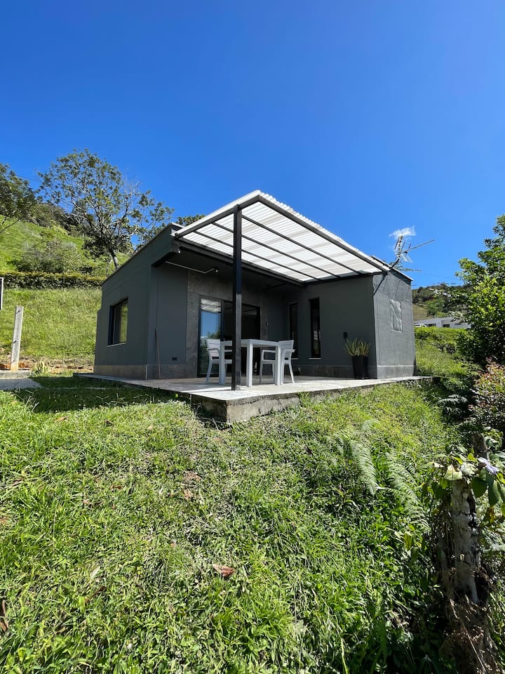 House+kitchen+tv+jacuzzi+wifi+parking @Sanroque - Cisneros