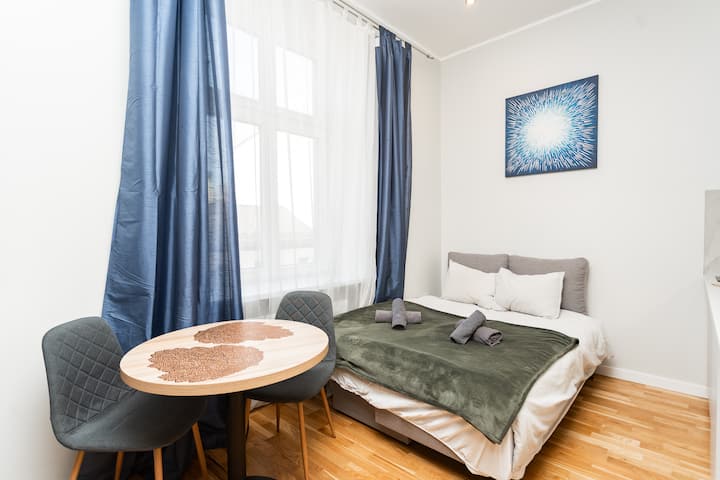 Cozy & Bright Apartment In The Heart Of Riga - Riga, Latvia