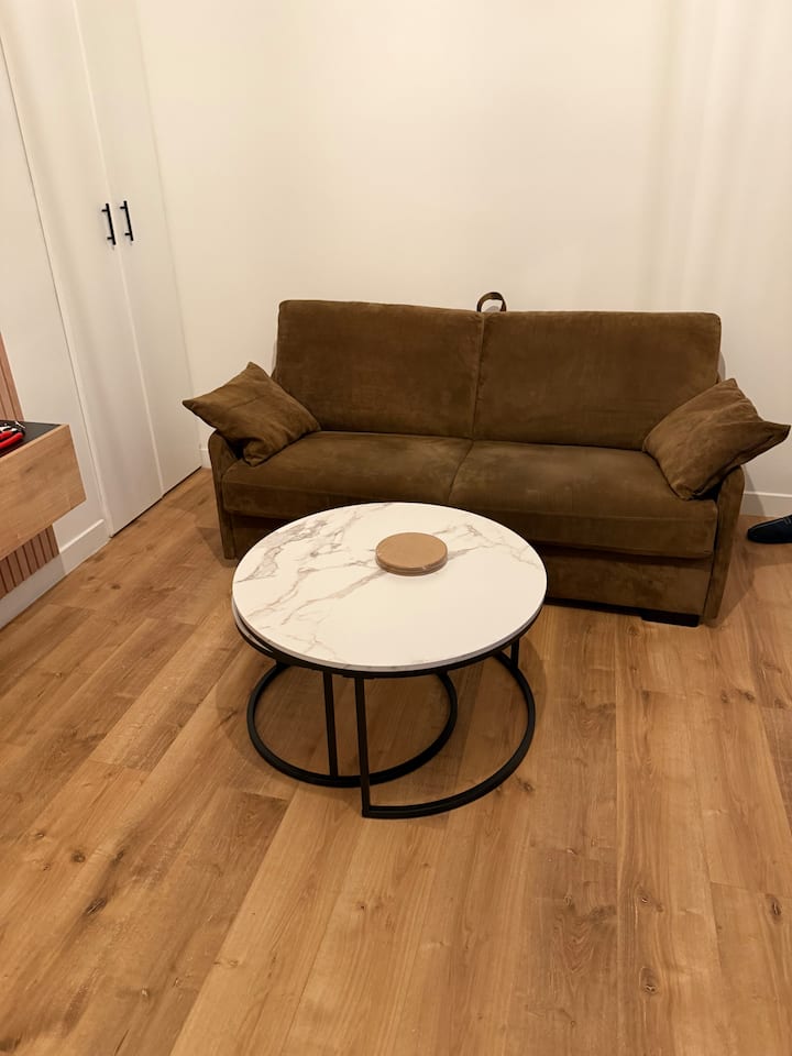 Charmant Deux Pièces Calme Près De Paris - Chaville