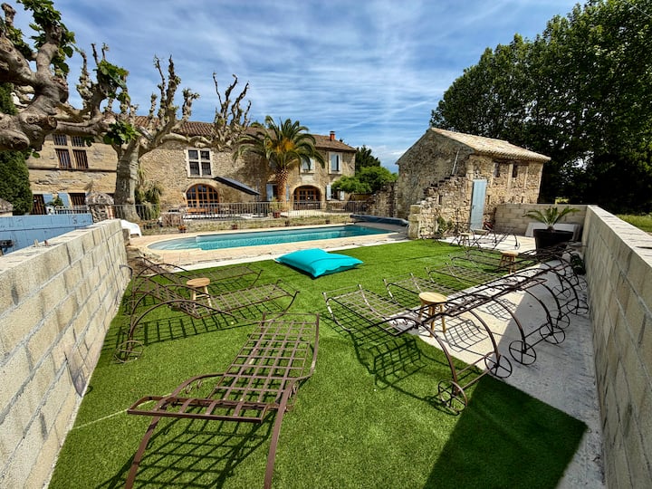 Maison De Campagne Au Milieu Des Champs - France