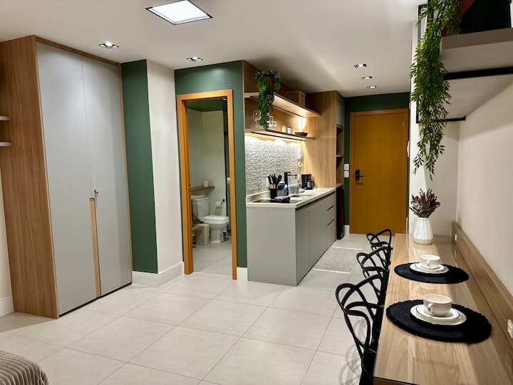 Novinho, Lindo E Perto Do Metrô E Do Consulado - Rio de Janeiro