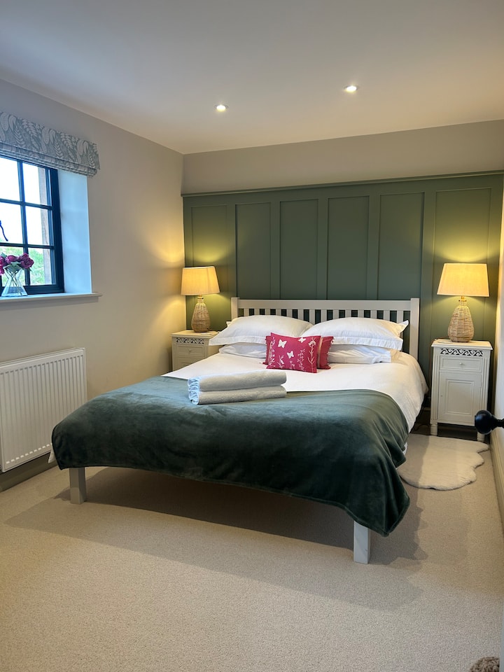 Barn/self Catering 2-bedroom Annexe In Abbotts Ann - Andover