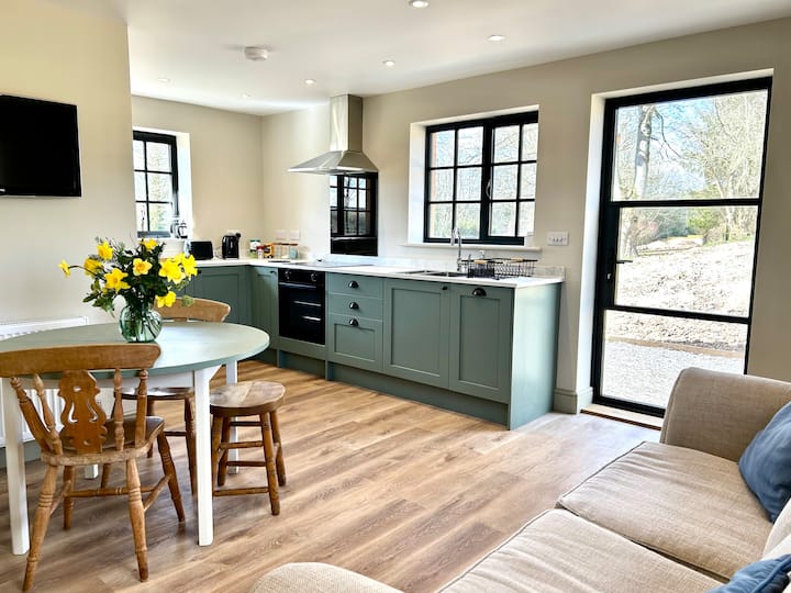 Barn/self Catering 2-bedroom Annexe In Abbotts Ann - Wiltshire