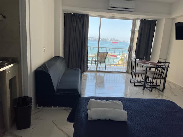 Saul Suite 9 - Acapulco