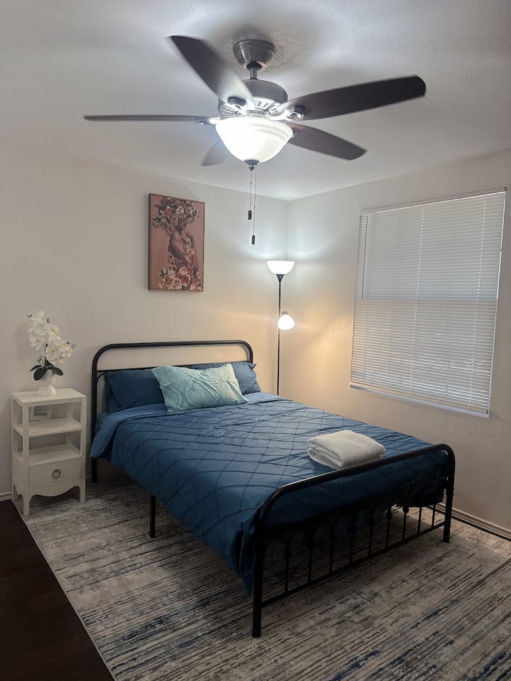 (B) The Best Airbnb In Dallas Room 4 (没有清洁费) - Lancaster, TX