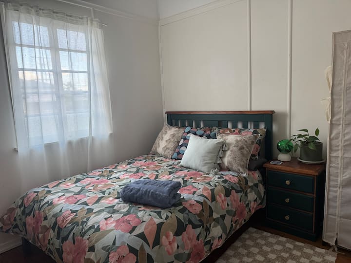 Comfortable Room In New Farm - 巴爾莫勒爾