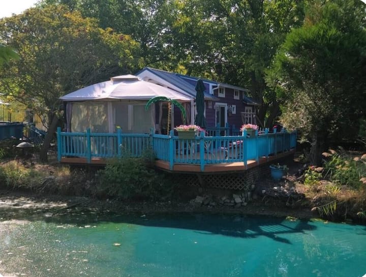 Pool, Hot Tub, Tiki Bar, Lake Villa 16 - Put-in-Bay, OH