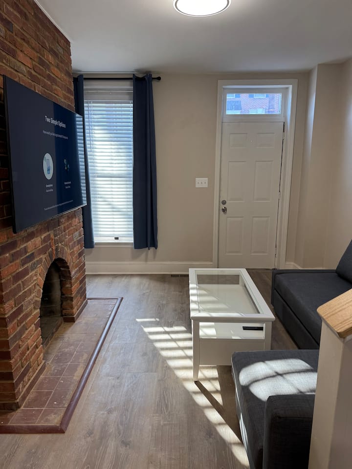 Charming Guest House - Baltimore, MD