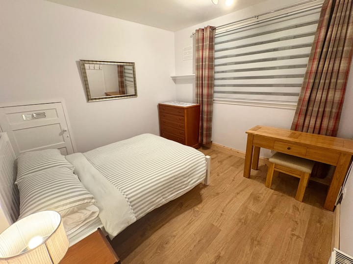 Private Bedroom In Shared Unit,free Parking - Aberdeen