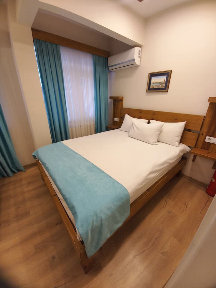 Apart& Jaccuzi Near Sultanahmet - Istanbul