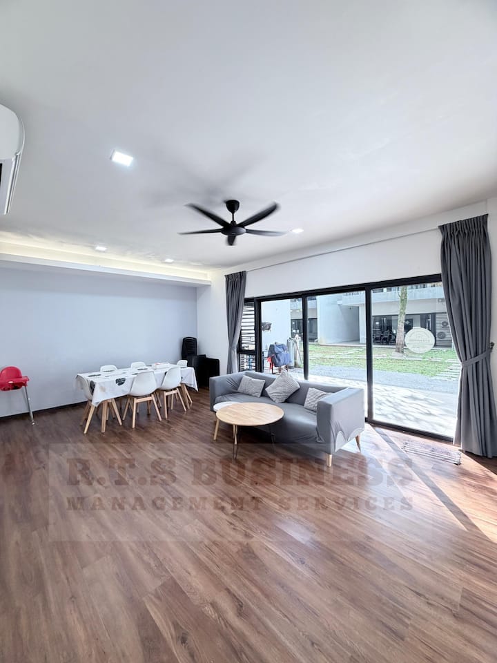 Rts - L12 Roxy Townhouse Sematan - Sematan