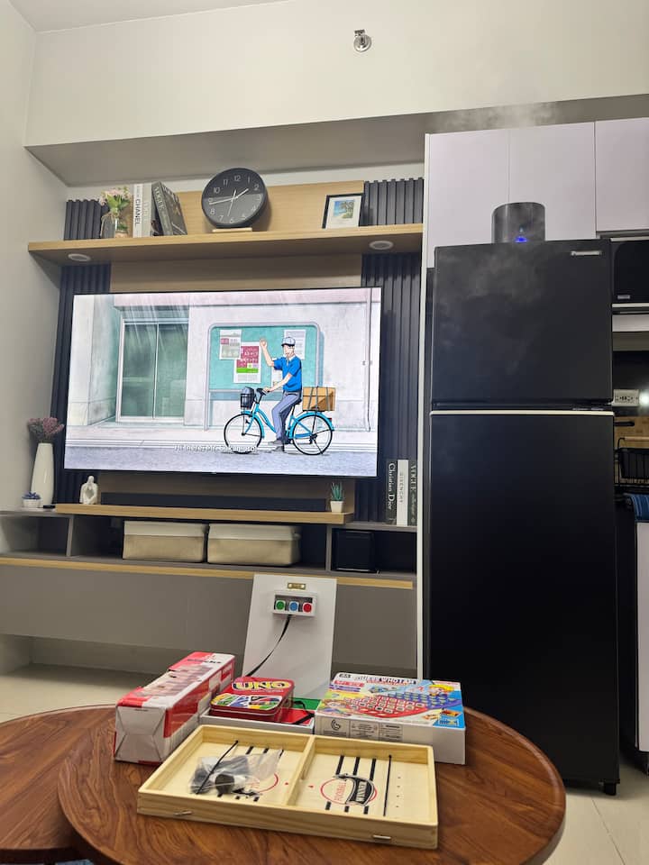 Spacious 1 Bedroom W/ Ps5, Netflix, Wifi, 65"tv - Quezon City