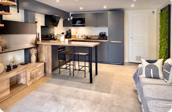 Votre Séjour Dans Un T2 Moderne Et Chaleureux - Landas