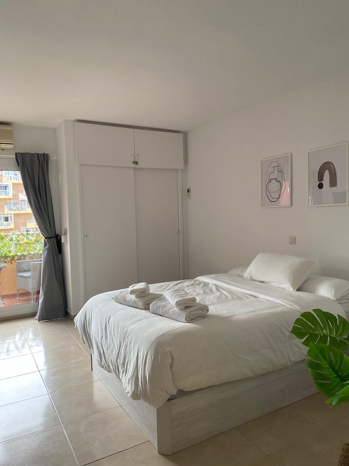 Apartamento Con Bonitas Vistas Al Jardín - Torremolinos