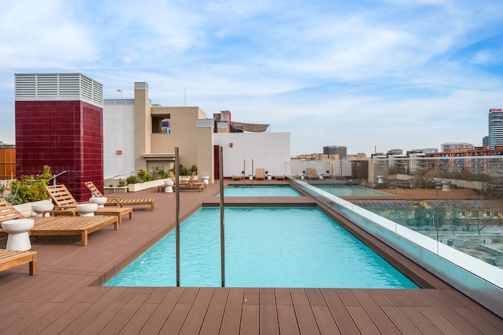 Diagonal Mar Monthly: 2br + Pools + Parking - Alella
