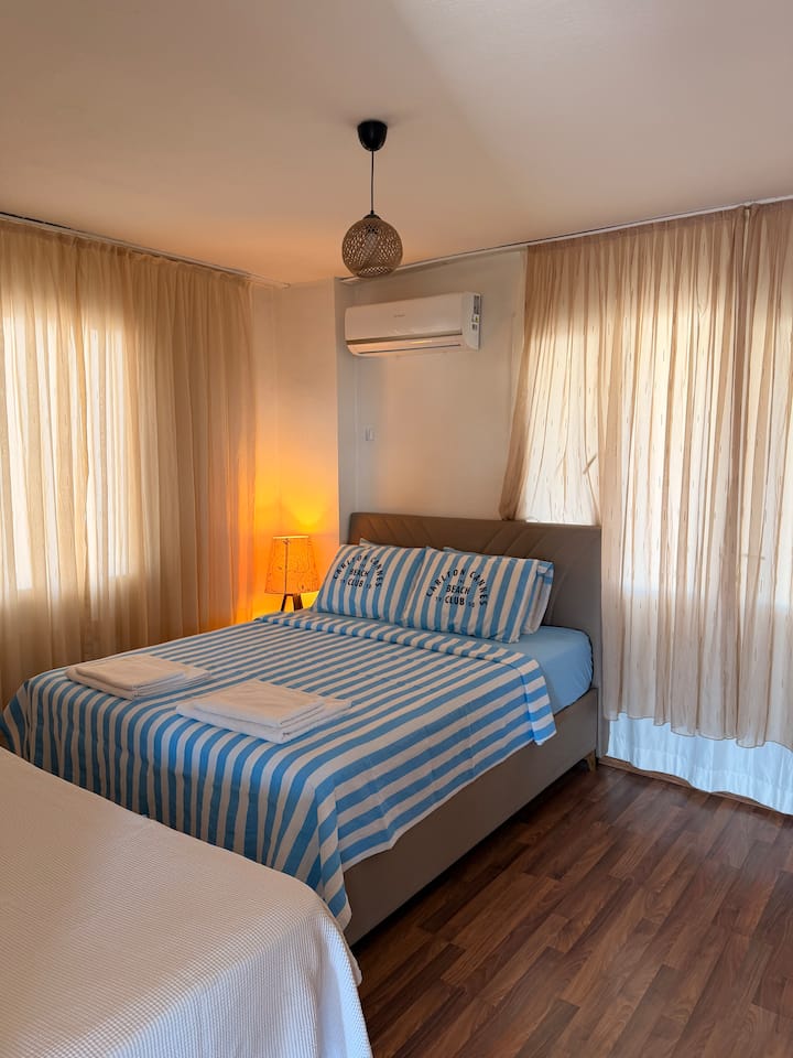 Plajlara 10 Dakika | Deniz Manzaralı Ev - Ayvalık
