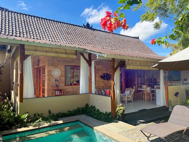 Private Quiet 2br W Pool & Views -Villa Jacaranda - Bali