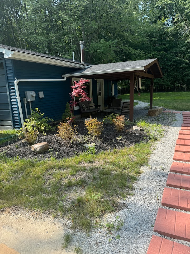 Cozy Cabin Near The Action. - Geneva-on-the-Lake, OH
