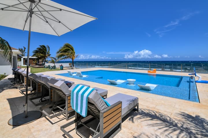 Modern Villa With Private Beach Breakfast Included - Jamaica