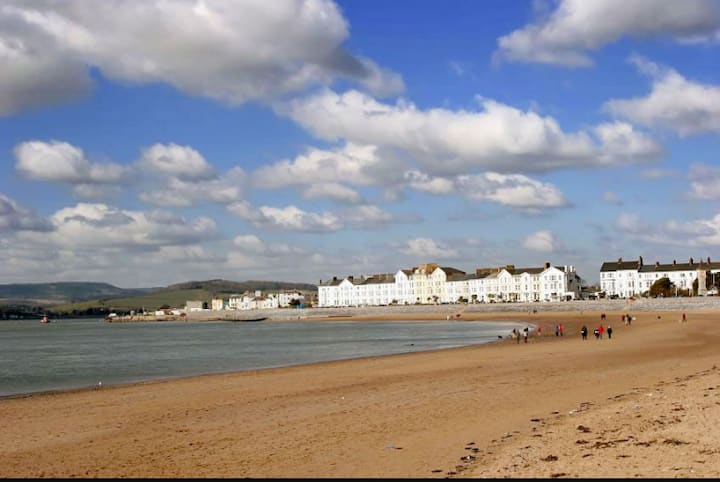 Relaxing Exmouth Escape - Teignmouth