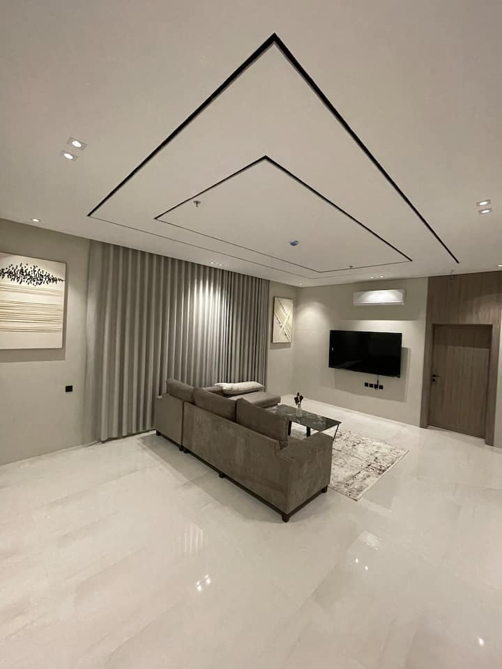 شقق اولا 6
غرفة واحده وصالة كبيره - Medina