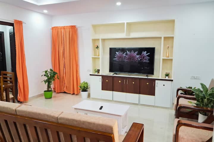 2bhk Premium Familyhaven|heart Of City•calm•secure - Hyderabad