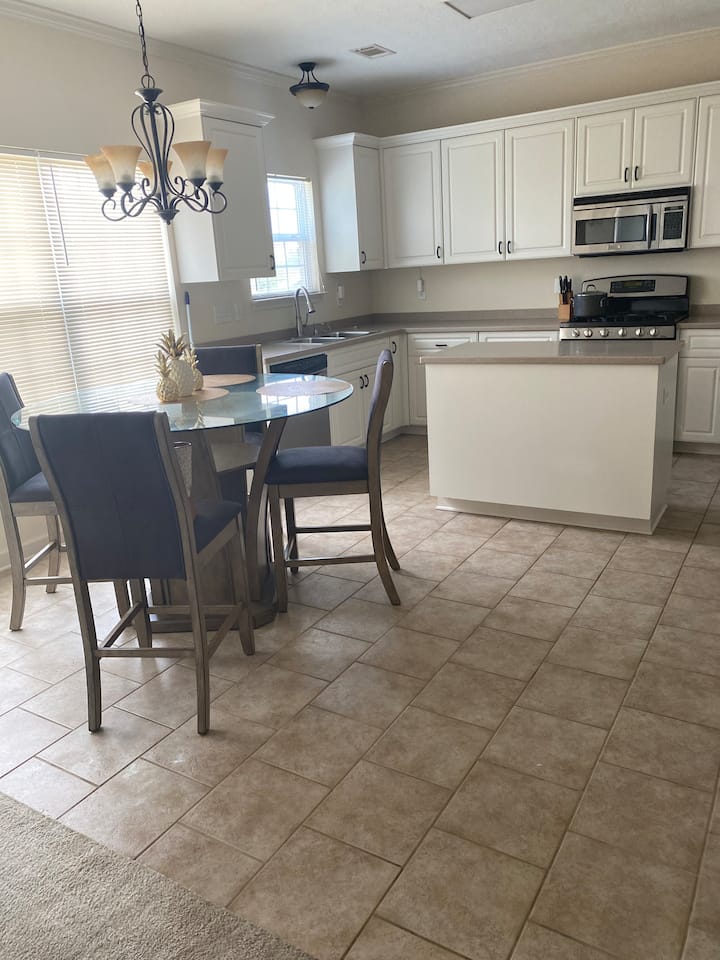 Beautiful Spacious Private Home. - Augusta
