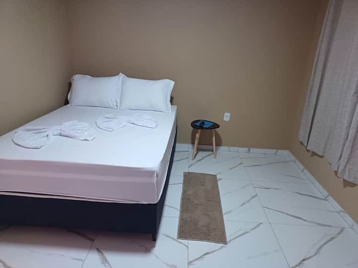 Quarto Individual P/ Casal C áRea De Laser Compart - Guarapari