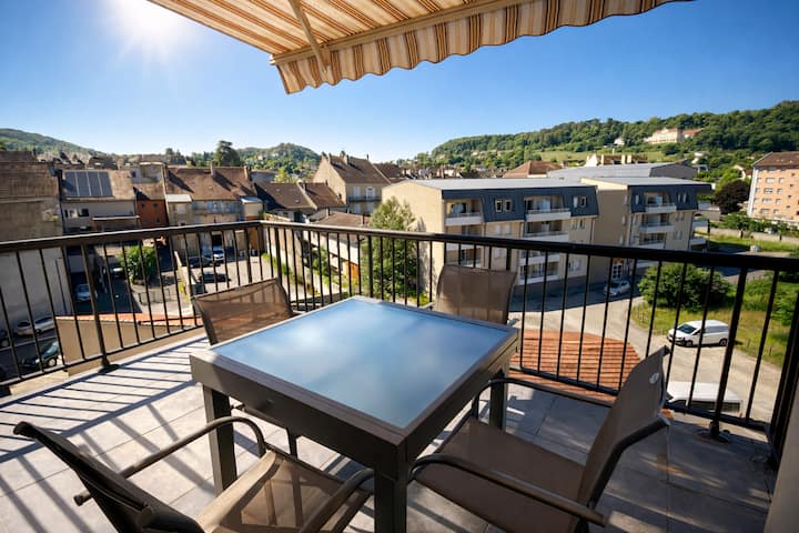 Terrasse Ensoleillée Avec Vue, Spacieux, Lumineux - Lons-le-Saunier