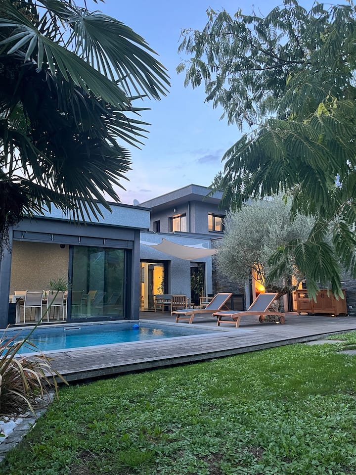 La Villa Misury - Piscine - 4 Chambres - Aix-les-Bains