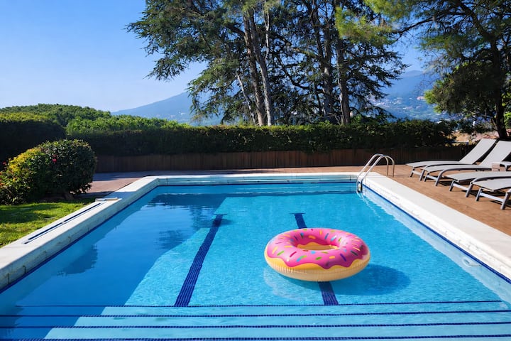 Villa Pool 2br · Near Beach · Kitchen & Parking - Mataró