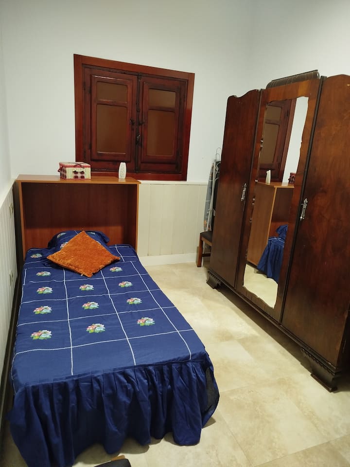 Habitación Para Persona Sola - Cabo de Gata
