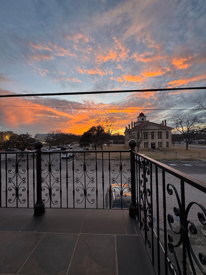 Anderson House On The Historic Jc Square - Johnson City, TX