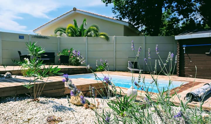 Maison 6p, Piscine Chauffée, L'échappée Médocaine, - Blaye