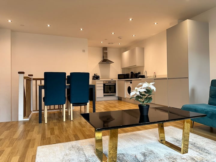 2 Bed Duplex. En-suite 5 Mins Walk To City Centre - Leeds