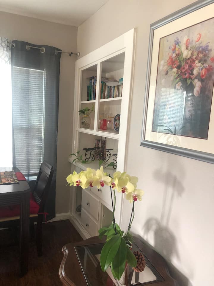 A Room In Sacramento(1) - Sacramento