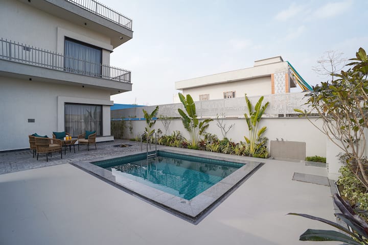 Ivaan Villa - Faridabad