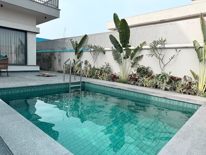 Ivaan Villa - Faridabad